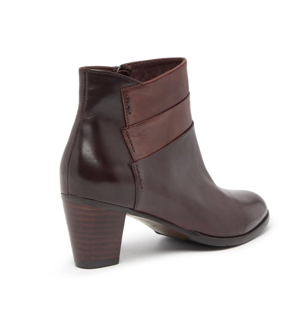 Regarde Le Ciel Sonia Mid Heel Ankle Boot – Hobson Shoes